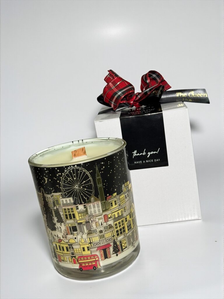 London Candle - “Famous London” 1000gr (1KG) - The Queen House